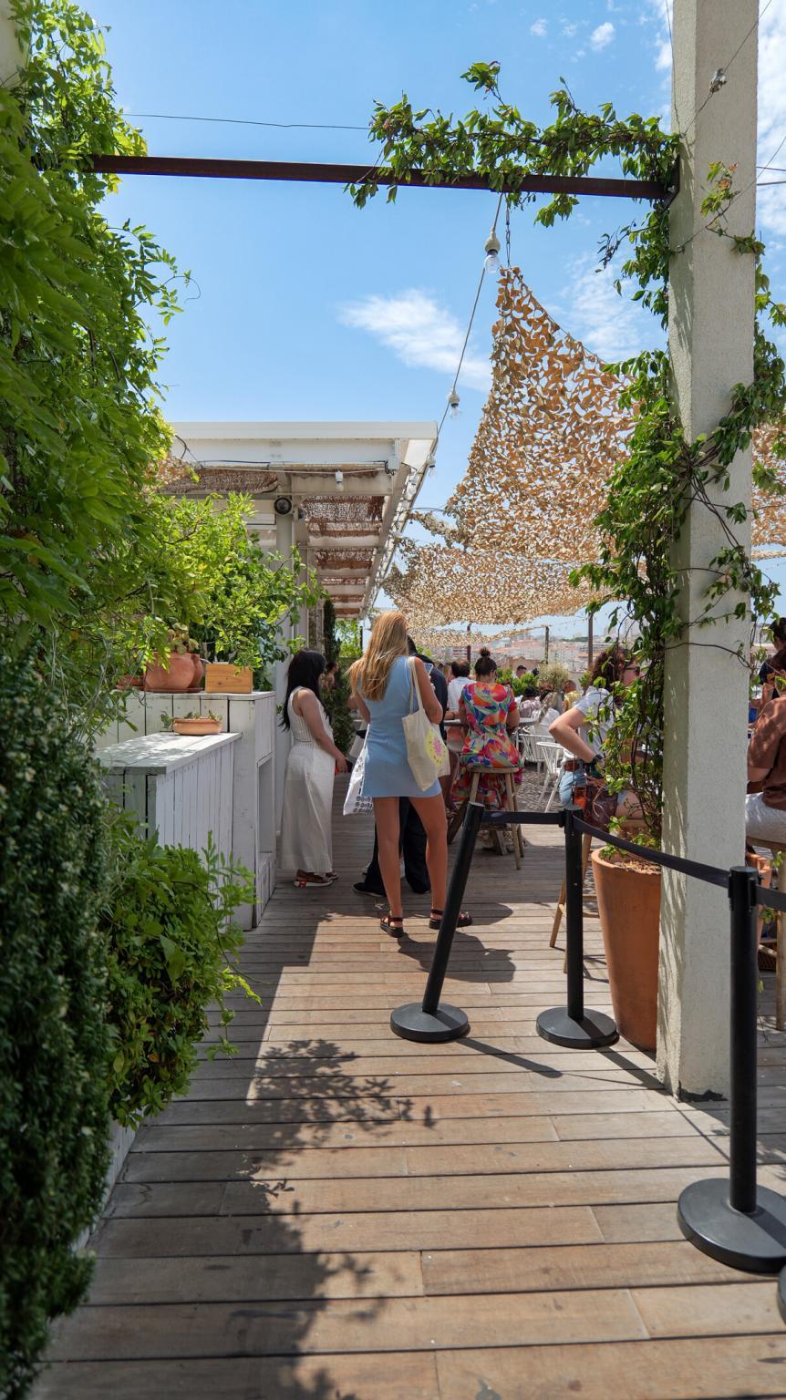 CIEL Rooftop Marseille : restaurant italien avec vue panoramique sur la ...
