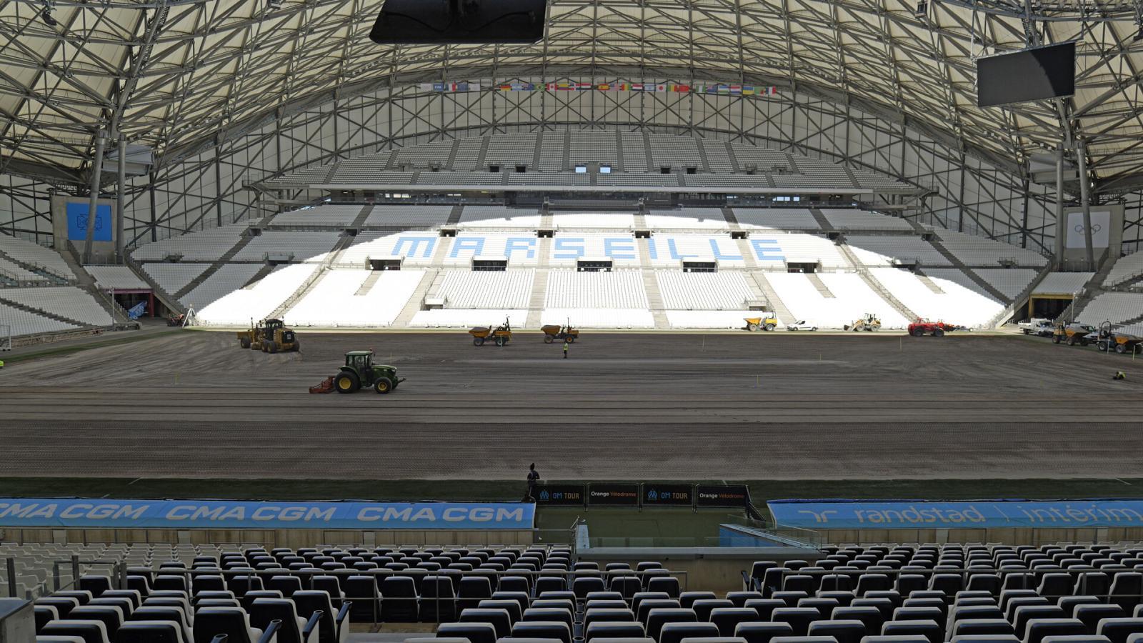 Les Stadium Tours lors des voyages : Une Fenêtre sur les Coulisses du ...